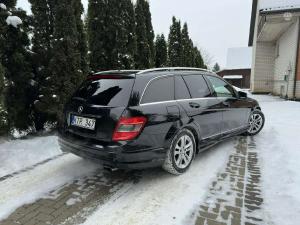 Melns Mercedes-Benz c-320 2008 Kauņa, ar dzinēja tilpumu 3.00 L un nobraukumu 310 tūkst. km par 4400 €, foto 2 vietnē AUTOMOTO.COM.LV