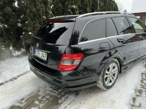 Melns Mercedes-Benz c-320 2008 Kauņa, ar dzinēja tilpumu 3.00 L un nobraukumu 310 tūkst. km par 4400 €, foto 5 vietnē AUTOMOTO.COM.LV