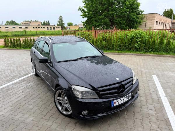 Black Mercedes-Benz c-320 2008 in Panevezys, with an engine capacity of 3.20 L and mileage of 400 thousand km for 3300 €, photo 1 on AUTOMOTO.COM.LV