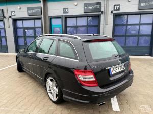 Black Mercedes-Benz c-320 2008 in Panevezys, with an engine capacity of 3.20 L and mileage of 400 thousand km for 3300 €, photo 6 on AUTOMOTO.COM.LV