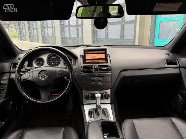 Black Mercedes-Benz c-320 2008 in Panevezys, with an engine capacity of 3.20 L and mileage of 400 thousand km for 3300 €, photo 9 on AUTOMOTO.COM.LV