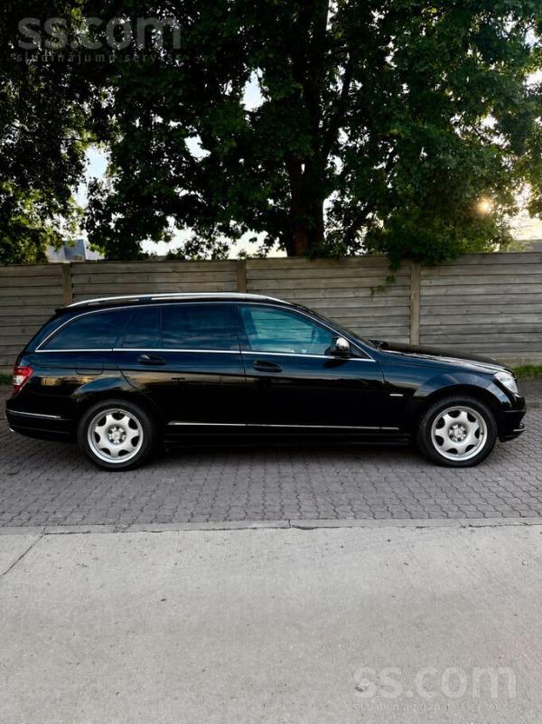 Melns Mercedes-Benz c-320 2008 Jelgava, ar dzinēja tilpumu 3.00 L un nobraukumu 385 tūkst. km par 5020 €, foto 3 vietnē AUTOMOTO.COM.LV