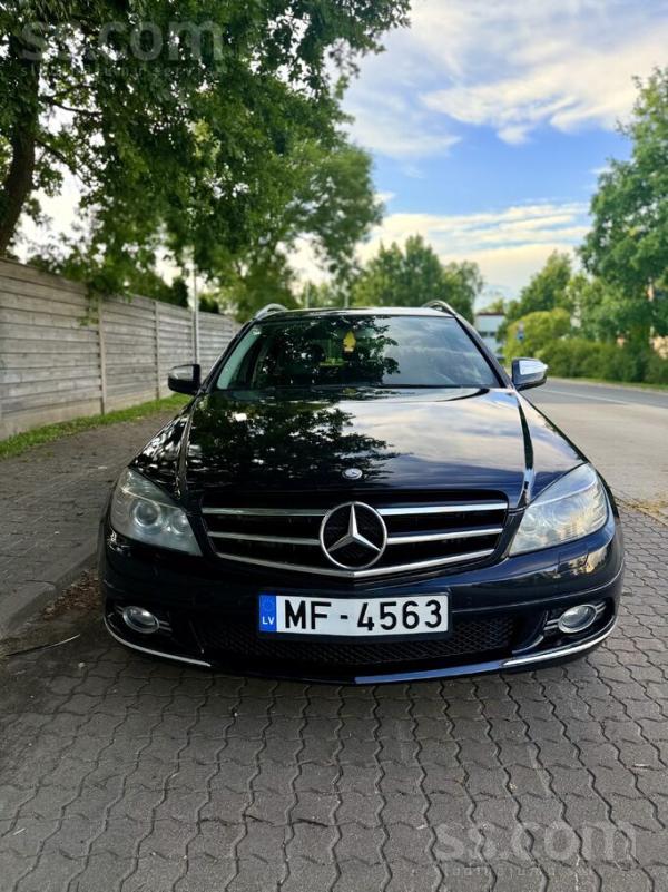 Melns Mercedes-Benz c-320 2008 Jelgava, ar dzinēja tilpumu 3.00 L un nobraukumu 385 tūkst. km par 5020 €, foto 5 vietnē AUTOMOTO.COM.LV