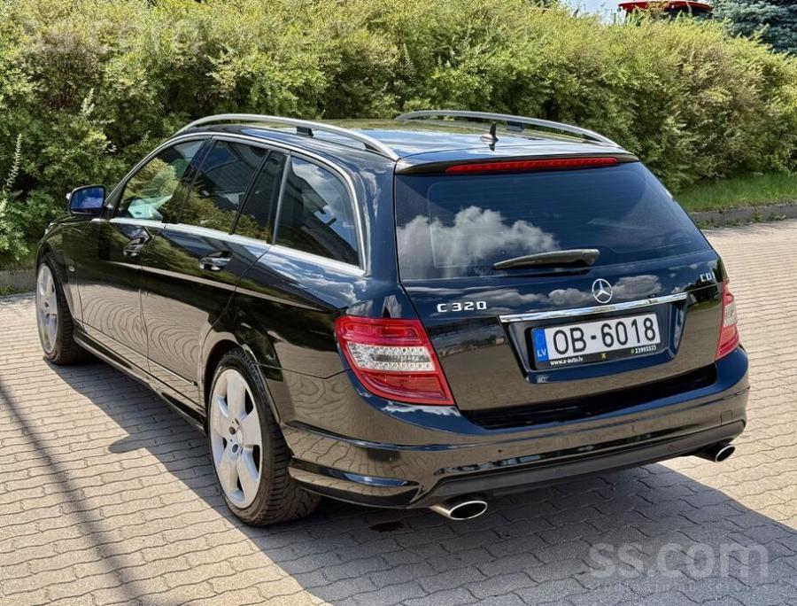 Melns Mercedes-Benz c-320 2008 Rīga, ar dzinēja tilpumu 3.00 L un nobraukumu 315 tūkst. km par 4700 €, foto 5 vietnē AUTOMOTO.COM.LV
