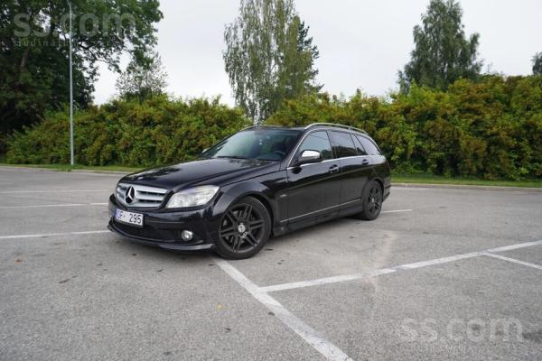 Black Mercedes-Benz c-320 2008 in Talsi, with an engine capacity of 3.00 L and mileage of 286 thousand km for 5000 €, photo 1 on AUTOMOTO.COM.LV