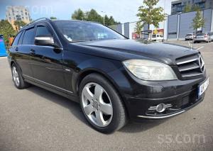 Melns Mercedes-Benz c-320 2008 Rīga, ar dzinēja tilpumu 3.00 L un nobraukumu 283 tūkst. km par 3750 €, foto 4 vietnē AUTOMOTO.COM.LV