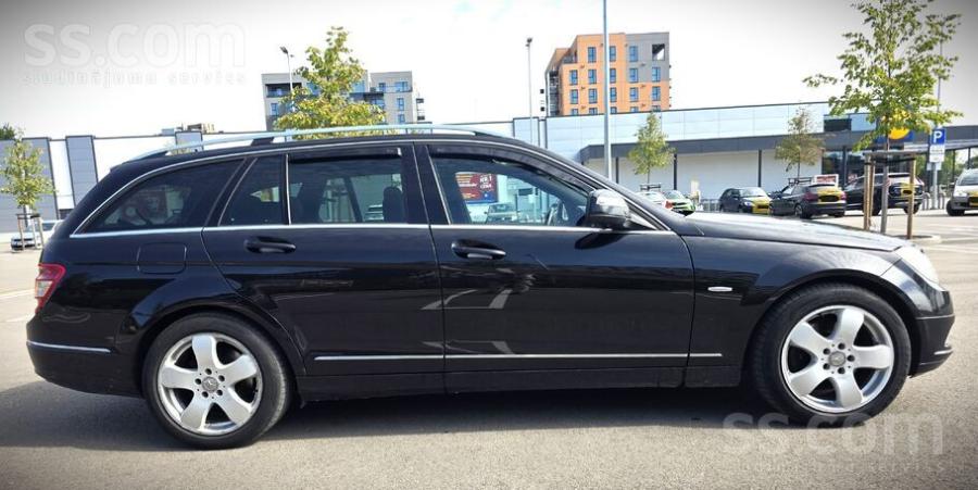 Melns Mercedes-Benz c-320 2008 Rīga, ar dzinēja tilpumu 3.00 L un nobraukumu 283 tūkst. km par 3750 €, foto 6 vietnē AUTOMOTO.COM.LV