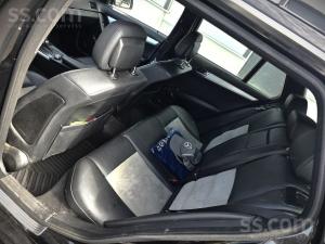 Melns Mercedes-Benz c-320 2008 Rīga, ar dzinēja tilpumu 3.00 L un nobraukumu 283 tūkst. km par 3750 €, foto 10 vietnē AUTOMOTO.COM.LV