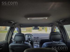 Melns Mercedes-Benz c-320 2008 Rīga, ar dzinēja tilpumu 3.00 L un nobraukumu 283 tūkst. km par 3750 €, foto 14 vietnē AUTOMOTO.COM.LV