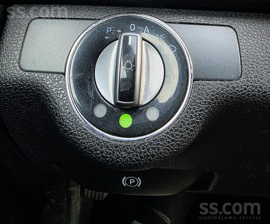 Melns Mercedes-Benz c-320 2008 Rīga, ar dzinēja tilpumu 3.00 L un nobraukumu 283 tūkst. km par 3750 €, foto 20 vietnē AUTOMOTO.COM.LV