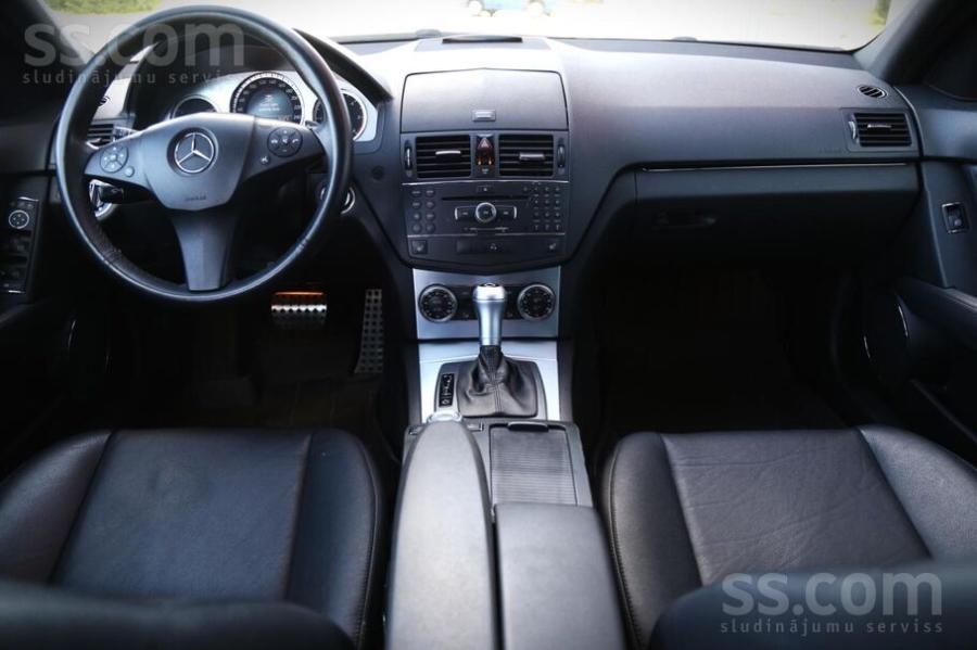 Melns Mercedes-Benz c-320 2008 Rīga, ar dzinēja tilpumu 3.00 L un nobraukumu 288 tūkst. km par 4995 €, foto 11 vietnē AUTOMOTO.COM.LV