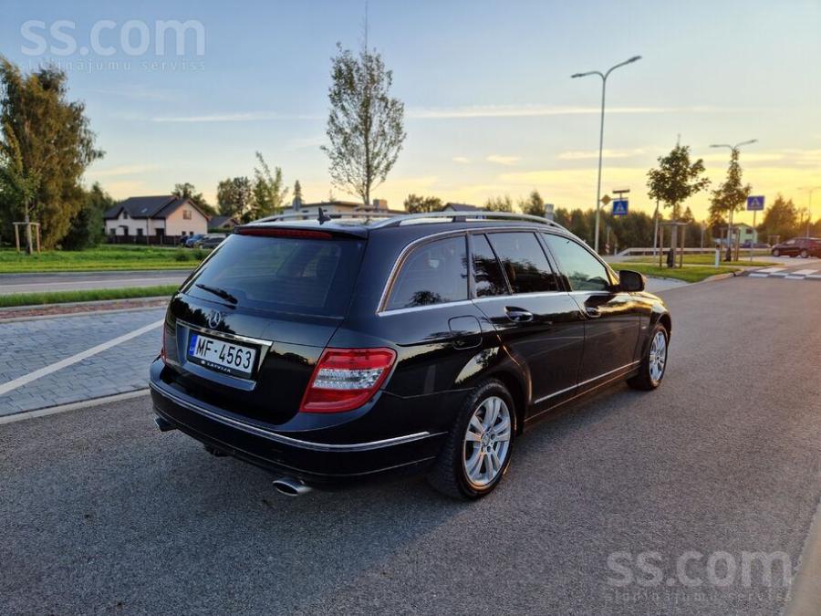 Melns Mercedes-Benz c-320 2008 Jelgava, ar dzinēja tilpumu 3.00 L un nobraukumu 392 tūkst. km par 4200 €, foto 4 vietnē AUTOMOTO.COM.LV