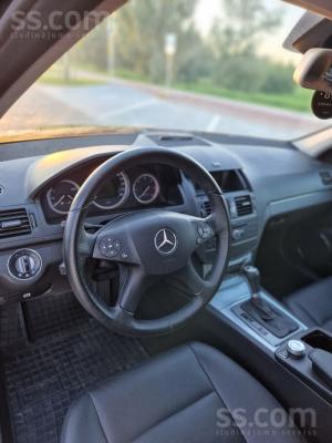 Melns Mercedes-Benz c-320 2008 Jelgava, ar dzinēja tilpumu 3.00 L un nobraukumu 392 tūkst. km par 4200 €, foto 15 vietnē AUTOMOTO.COM.LV