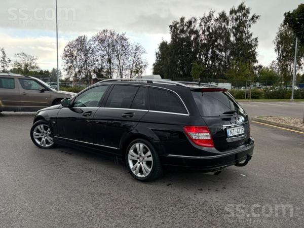 Melns Mercedes-Benz c-320 2008 Rīga, ar dzinēja tilpumu 3.00 L un nobraukumu 0 tūkst. km par 3790 €, foto 5 vietnē AUTOMOTO.COM.LV