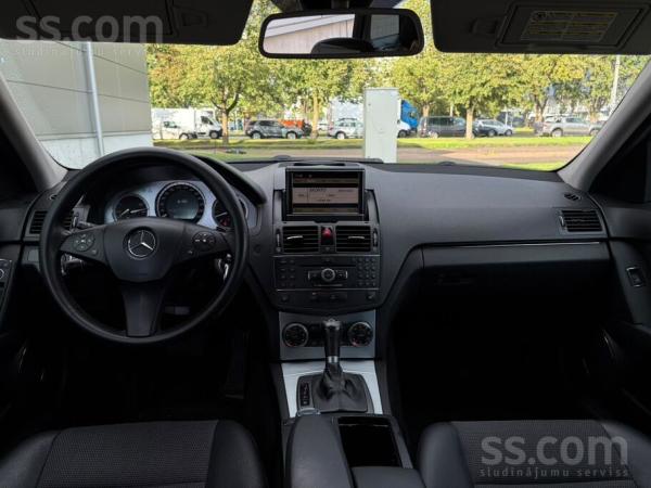 Melns Mercedes-Benz c-320 2008 Rīga, ar dzinēja tilpumu 3.00 L un nobraukumu 0 tūkst. km par 3790 €, foto 8 vietnē AUTOMOTO.COM.LV