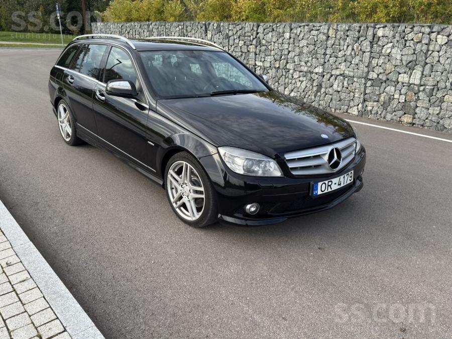 Черный Мерседес Ц 320 2008 в Резекне, объемом двигателя 3.00 л и пробегом 268 тыс. км за 5500 €, фото 5 на AUTOMOTO.COM.LV