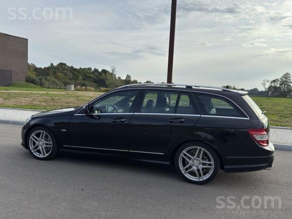 Melns Mercedes-Benz c-320 2008 Rēzekne, ar dzinēja tilpumu 3.00 L un nobraukumu 268 tūkst. km par 5500 €, foto 9 vietnē AUTOMOTO.COM.LV