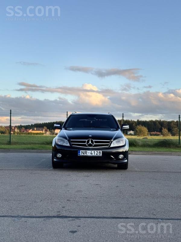 Melns Mercedes-Benz c-320 2008 Rīga, ar dzinēja tilpumu 3.00 L un nobraukumu 0 tūkst. km par 5999 €, foto 3 vietnē AUTOMOTO.COM.LV