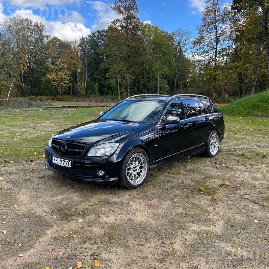 Melns Mercedes-Benz c-320 2008 Ogre, ar dzinēja tilpumu 3.00 L un nobraukumu 364 tūkst. km par 4350 €, foto 3 vietnē AUTOMOTO.COM.LV