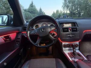 Синий Мерседес Ц 320 2008 в Вильнюс, объемом двигателя 2.99 л и пробегом 370 тыс. км за 4500 €, фото 15 на AUTOMOTO.COM.LV