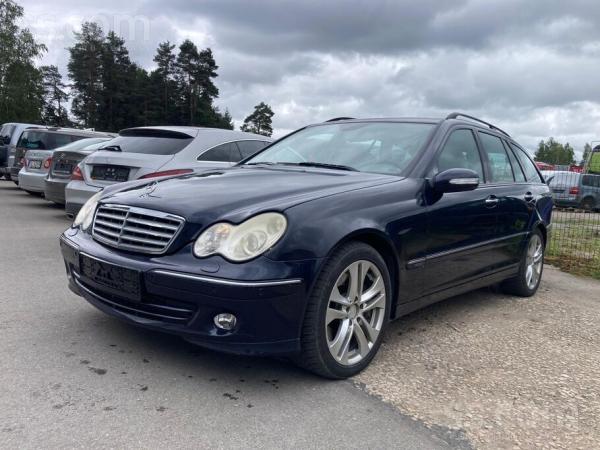 Blue Mercedes-Benz c-320 2006 in Riga, with an engine capacity of 3.00 L and mileage of 308 thousand km for 2500 €, photo 1 on AUTOMOTO.COM.LV
