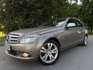 Brūns Mercedes-Benz c-320 2008 Kauņa, ar dzinēja tilpumu 2.99 L un nobraukumu 312 tūkst. km par 4500 €, foto  vietnē AUTOMOTO.COM.LV