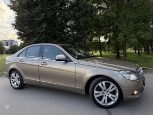 Brown Mercedes-Benz c-320 2008 in Kaunas, with an engine capacity of 2.99 L and mileage of 312 thousand km for 4500 €, photo 14 on AUTOMOTO.COM.LV
