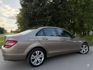 Brown Mercedes-Benz c-320 2008 in Kaunas, with an engine capacity of 2.99 L and mileage of 312 thousand km for 4350 €, photo  on AUTOMOTO.COM.LV