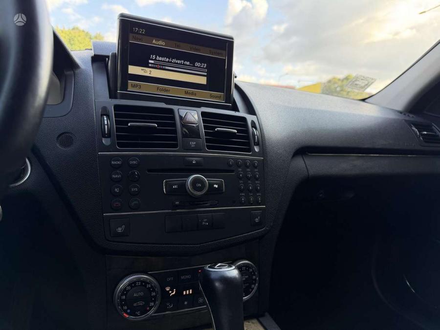 Brūns Mercedes-Benz c-320 2008 Kauņa, ar dzinēja tilpumu 2.99 L un nobraukumu 312 tūkst. km par 4350 €, foto 7 vietnē AUTOMOTO.COM.LV