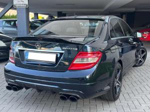 Zaļš Mercedes-Benz c-320 2007 Kauņa, ar dzinēja tilpumu 2.99 L un nobraukumu 400 tūkst. km par 3500 €, foto  vietnē AUTOMOTO.COM.LV