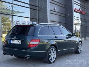 Зеленый Мерседес Ц 320 2008 в Екабпилс, объемом двигателя 3.00 л и пробегом 316 тыс. км за 5999 €, фото 8 на AUTOMOTO.COM.LV