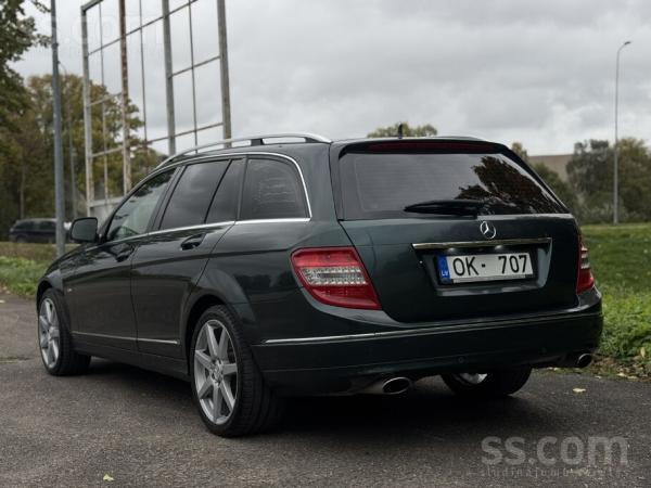 Мерседес Ц 320 2008 в Екабпилс на AUTOMOTO.COM.LV Зеленый Мерседес Ц 320 2008 в Екабпилс, объемом двигателя 3.00 л и пробегом 316 тыс. км за 5550 €, фото 8 на AUTOMOTO.COM.LV