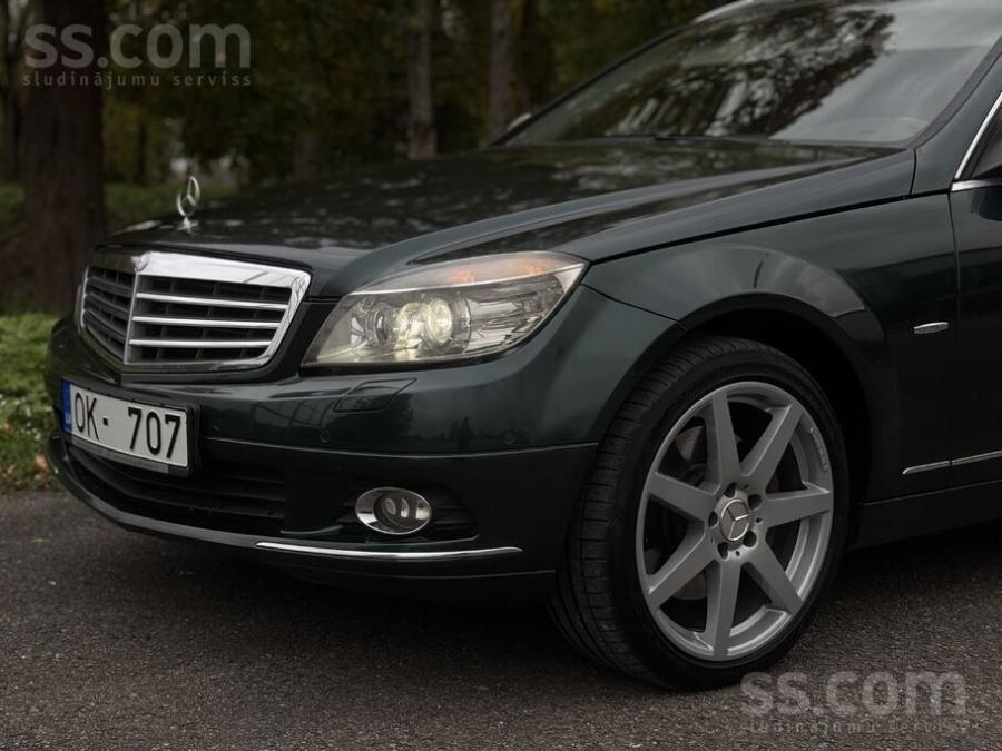 Zaļš Mercedes-Benz c-320 2008 Jēkabpils, ar dzinēja tilpumu 3.00 L un nobraukumu 316 tūkst. km par 5550 €, foto 12 vietnē AUTOMOTO.COM.LV