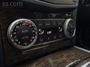 Zaļš Mercedes-Benz c-320 2008 Jēkabpils, ar dzinēja tilpumu 3.00 L un nobraukumu 316 tūkst. km par 5550 €, foto 18 vietnē AUTOMOTO.COM.LV