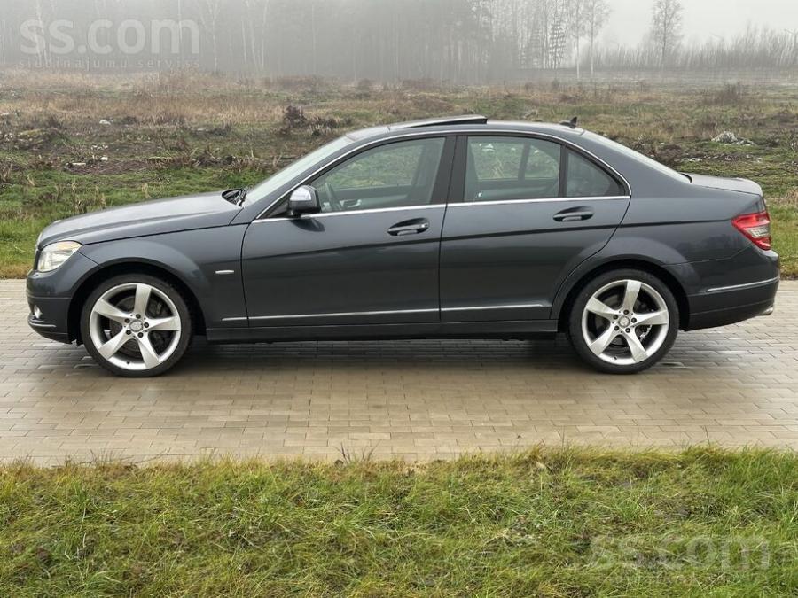 Pelēks Mercedes-Benz c-320 2007 Rīga, ar dzinēja tilpumu 3.00 L un nobraukumu 241 tūkst. km par 5499 €, foto 3 vietnē AUTOMOTO.COM.LV