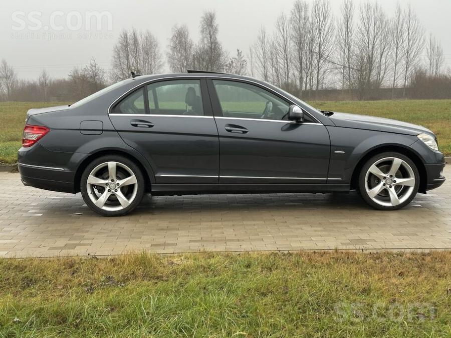 Pelēks Mercedes-Benz c-320 2007 Rīga, ar dzinēja tilpumu 3.00 L un nobraukumu 241 tūkst. km par 5499 €, foto 6 vietnē AUTOMOTO.COM.LV