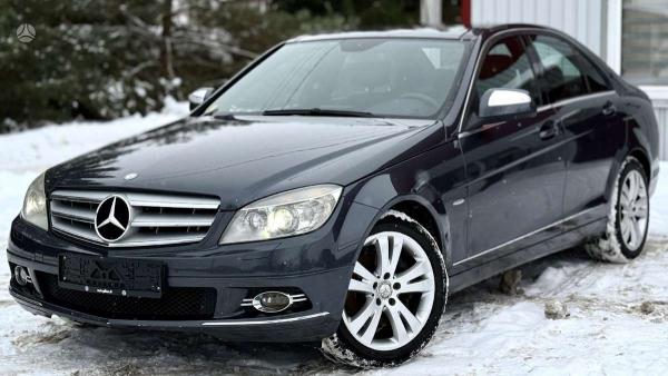 Pelēks Mercedes-Benz c-320 2008 Ukmergė, ar dzinēja tilpumu 2.99 L un nobraukumu 269 tūkst. km par 5500 €, foto 2 vietnē AUTOMOTO.COM.LV