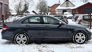 Pelēks Mercedes-Benz c-320 2008 Ukmergė, ar dzinēja tilpumu 2.99 L un nobraukumu 269 tūkst. km par 5500 €, foto 7 vietnē AUTOMOTO.COM.LV