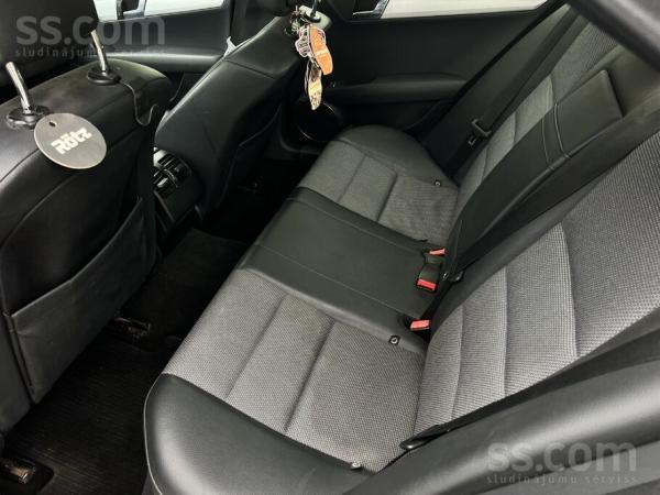 Grey Mercedes-Benz c-320 2008 in Rezekne, with an engine capacity of 3.00 L and mileage of 0 thousand km for 4425 €, photo 8 on AUTOMOTO.COM.LV