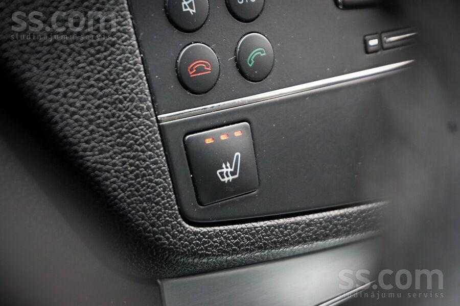 Pelēks Mercedes-Benz c-320 2008 Rīga, ar dzinēja tilpumu 3.00 L un nobraukumu 316 tūkst. km par 5990 €, foto 17 vietnē AUTOMOTO.COM.LV
