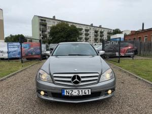 Grey Mercedes-Benz c-320 2008 in Ventspils, with an engine capacity of 3.00 L and mileage of 319 thousand km for 4990 €, photo 3 on AUTOMOTO.COM.LV