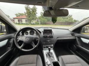 Grey Mercedes-Benz c-320 2008 in Ventspils, with an engine capacity of 3.00 L and mileage of 319 thousand km for 4990 €, photo 15 on AUTOMOTO.COM.LV