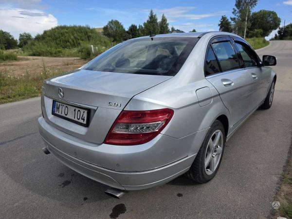 Grey Mercedes-Benz c-320 2008 in Vilnius, with an engine capacity of 2.99 L and mileage of 248 thousand km for 5600 €, photo 2 on AUTOMOTO.COM.LV