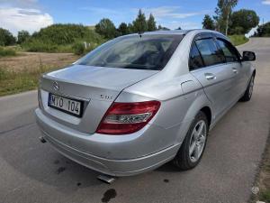 Pelēks Mercedes-Benz c-320 2008 Viļņa, ar dzinēja tilpumu 2.99 L un nobraukumu 248 tūkst. km par 5600 €, foto 3 vietnē AUTOMOTO.COM.LV