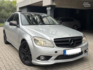 Серый Мерседес Ц 320 2008 в Каунас, объемом двигателя 3.00 л и пробегом 300 тыс. км за 2850 €, фото 7 на AUTOMOTO.COM.LV