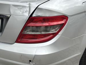 Серый Мерседес Ц 320 2008 в Каунас, объемом двигателя 3.00 л и пробегом 300 тыс. км за 2850 €, фото 10 на AUTOMOTO.COM.LV