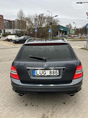 Grey Mercedes-Benz c-320 2007 in Vilnius, with an engine capacity of 3.00 L and mileage of 331 thousand km for 3900 €, photo 7 on AUTOMOTO.COM.LV