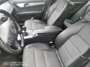 Pelēks Mercedes-Benz c-320 2008 Prienai, ar dzinēja tilpumu 3.20 L un nobraukumu 281 tūkst. km par 3850 €, foto 6 vietnē AUTOMOTO.COM.LV