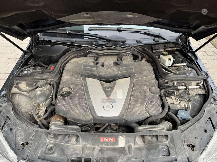 Pelēks Mercedes-Benz c-320 2008 Viļņa, ar dzinēja tilpumu 3.00 L un nobraukumu 355 tūkst. km par 3300 €, foto 21 vietnē AUTOMOTO.COM.LV
