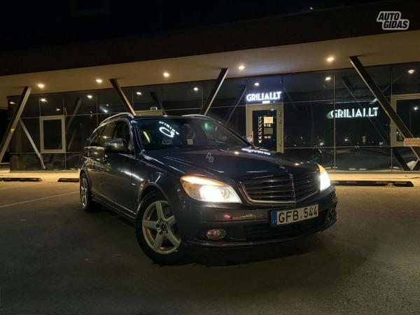 Pelēks Mercedes-Benz c-320 2008 Viļņa, ar dzinēja tilpumu 3.00 L un nobraukumu 433 tūkst. km par 3999 €, foto 9 vietnē AUTOMOTO.COM.LV